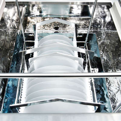 UCM ǀ Products - Ultrasonic cleaning systems for precision cleaning